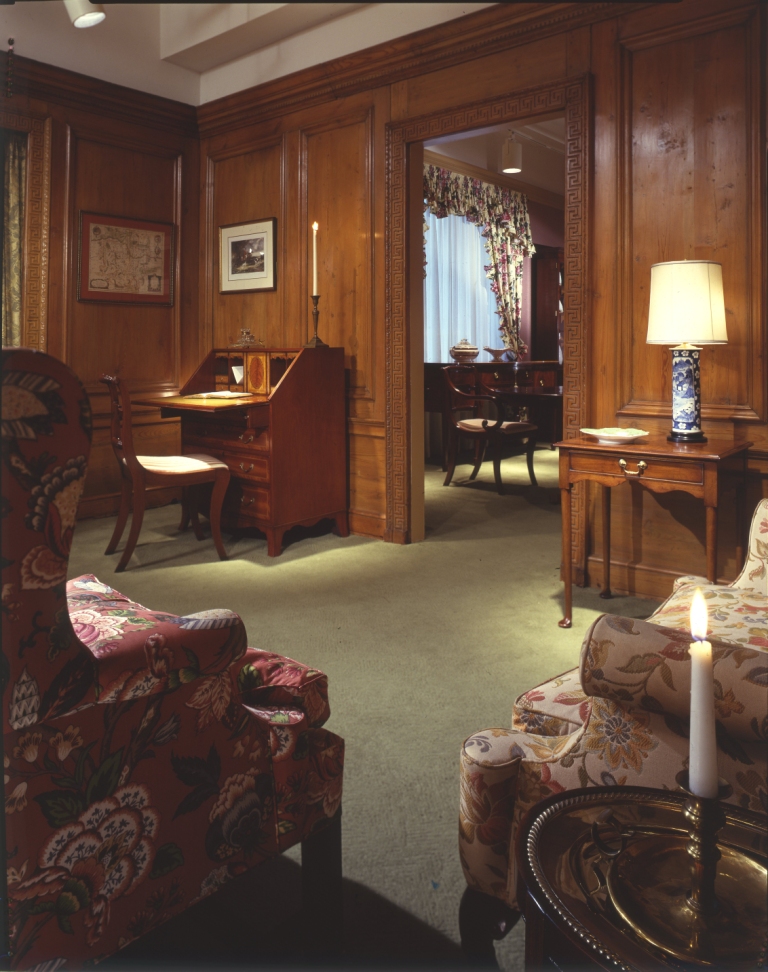 ANTIQUE PANEL ROOM | Wood and Hogan