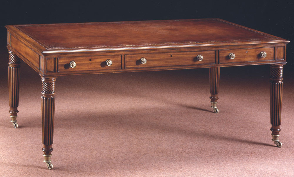 Regency Style Writing Table. | Wood and Hogan